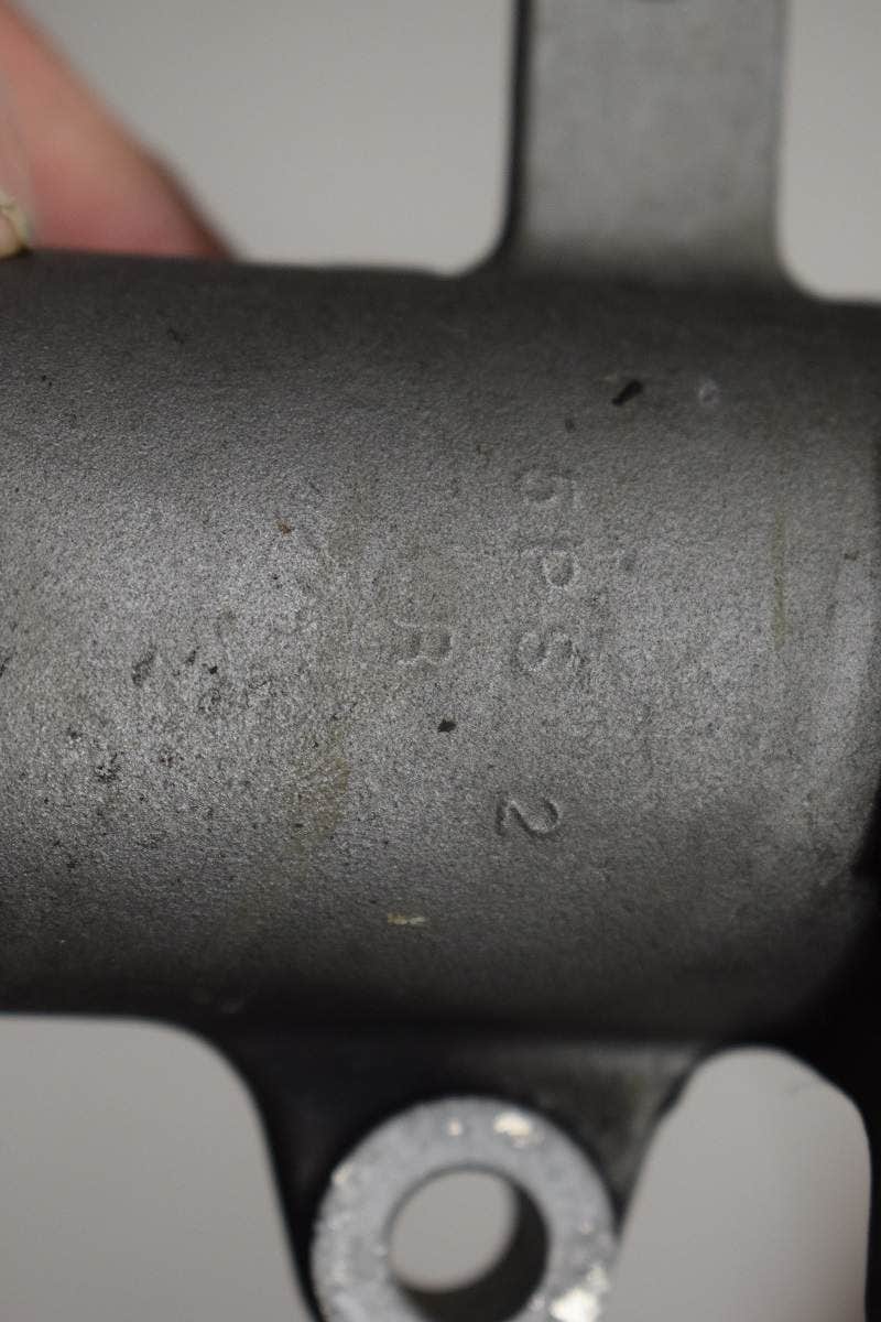 Podvozek řízení Kyvná Vidlice Pravá Vidlice Spodek Tdm900 Pro
