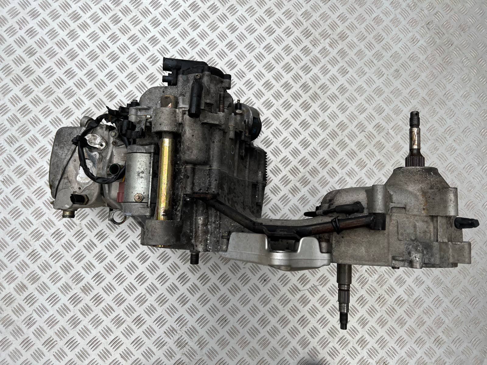 Motory > nekompletní motor > Motor Gilera Nexus 500 pro Gilera Nexus ...