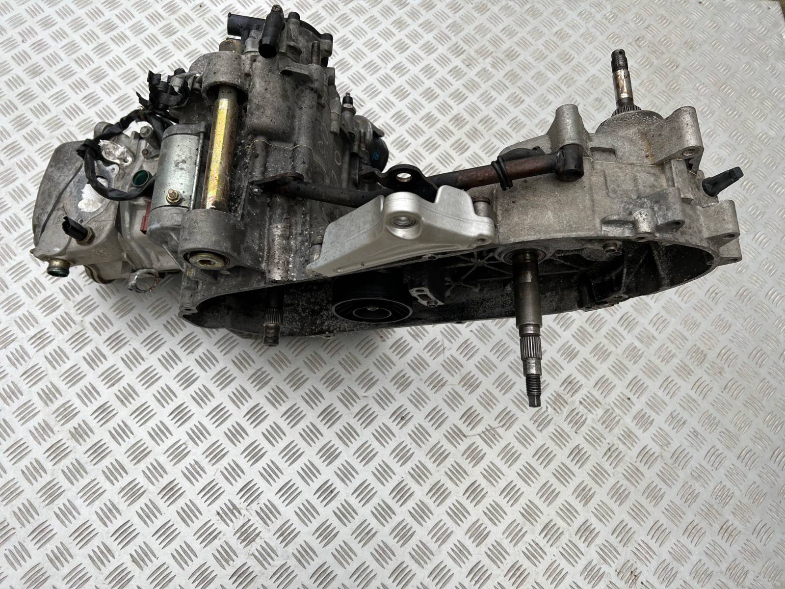 Motory > nekompletní motor > Motor Gilera Nexus 500 pro Gilera Nexus ...