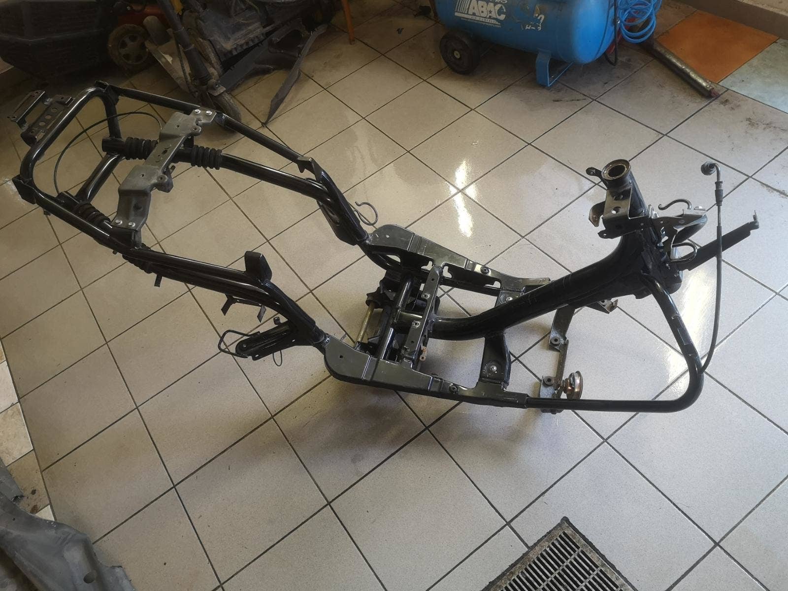 Rámy Bez Dokladu Rám Pro Yamahu Yp180 Majesty Pro Yamaha Majesty