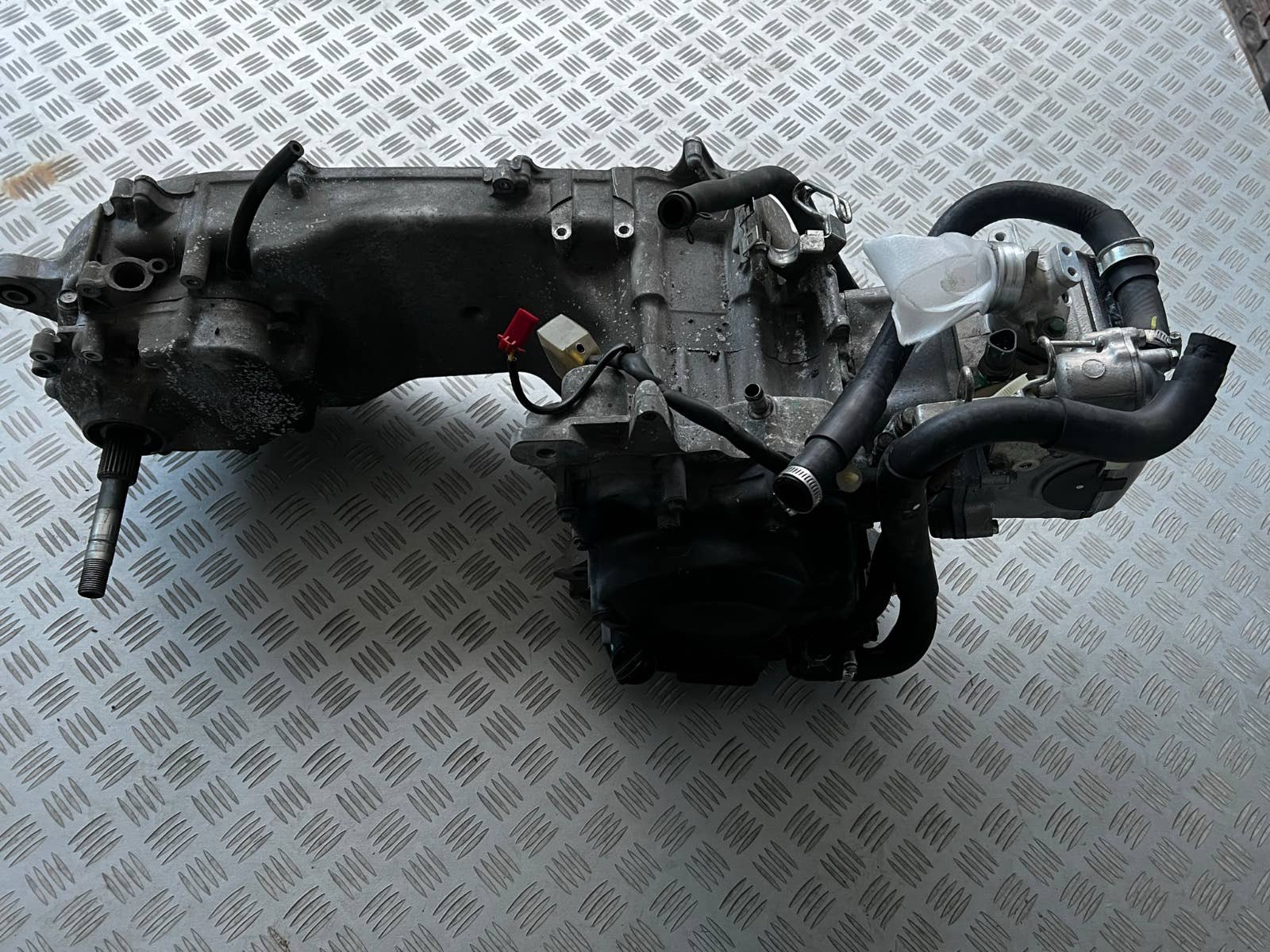 Motory > kompletní motor > Motor Honda SH 300 pro Honda SH 300i ...
